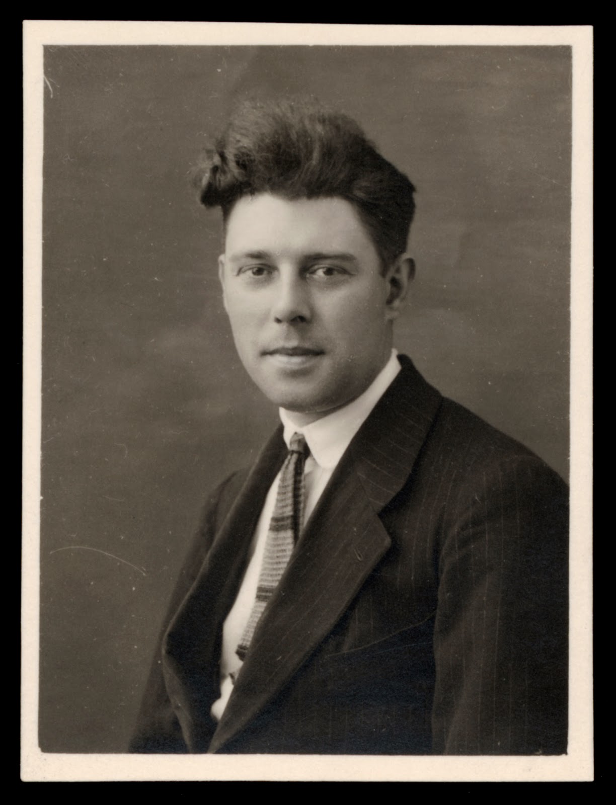 Bint photoBooks on INTernet: Het herstel der kademuren in de ...