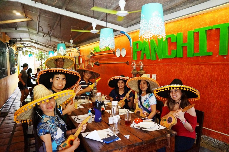 F.Y.I. (Fire Your Imagination): Restaurant Review: El Panchito's Fil ...