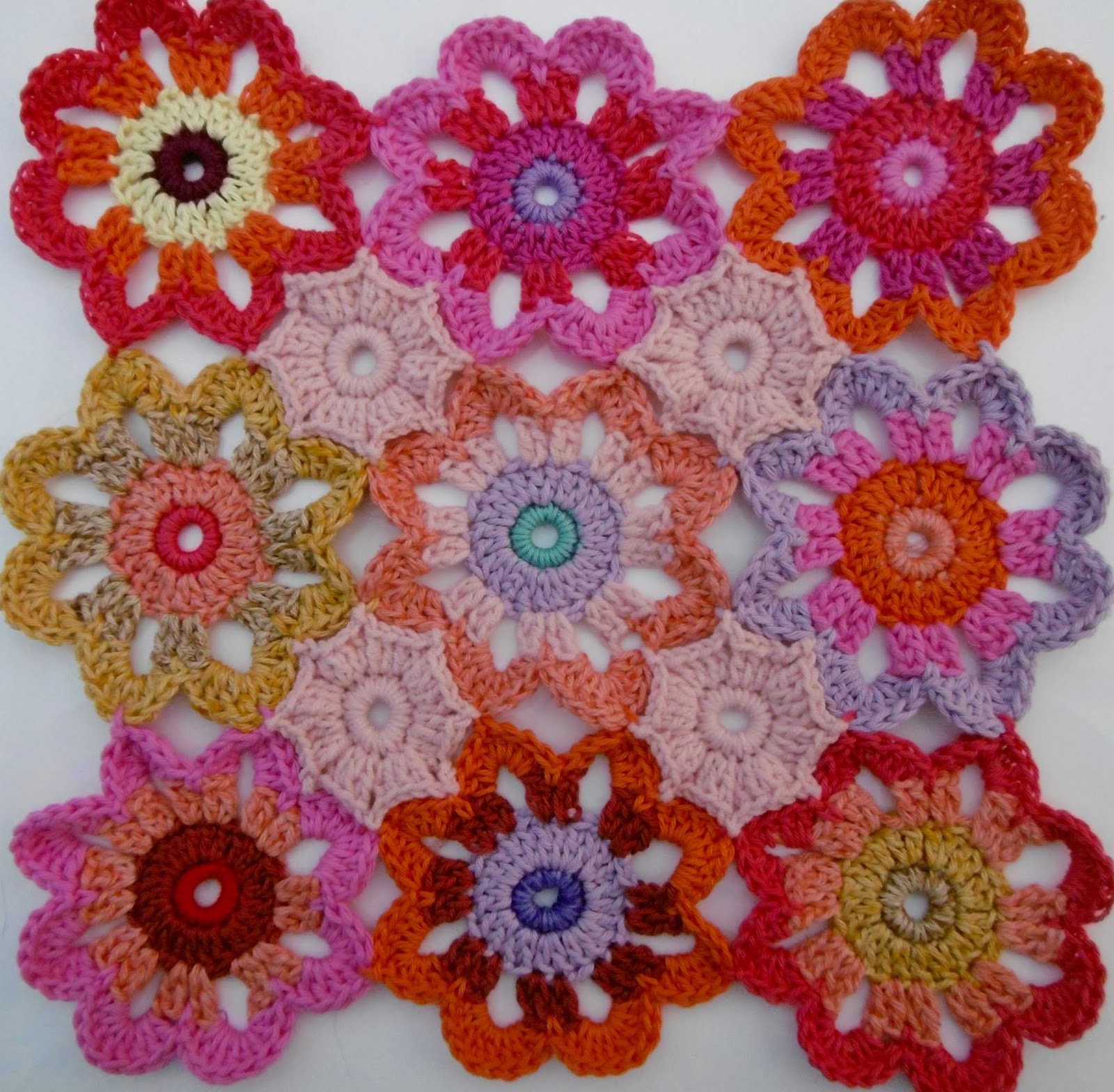 Susan Pinner: 6, 8 AND 12 PETAL FLOWER PATTERNS