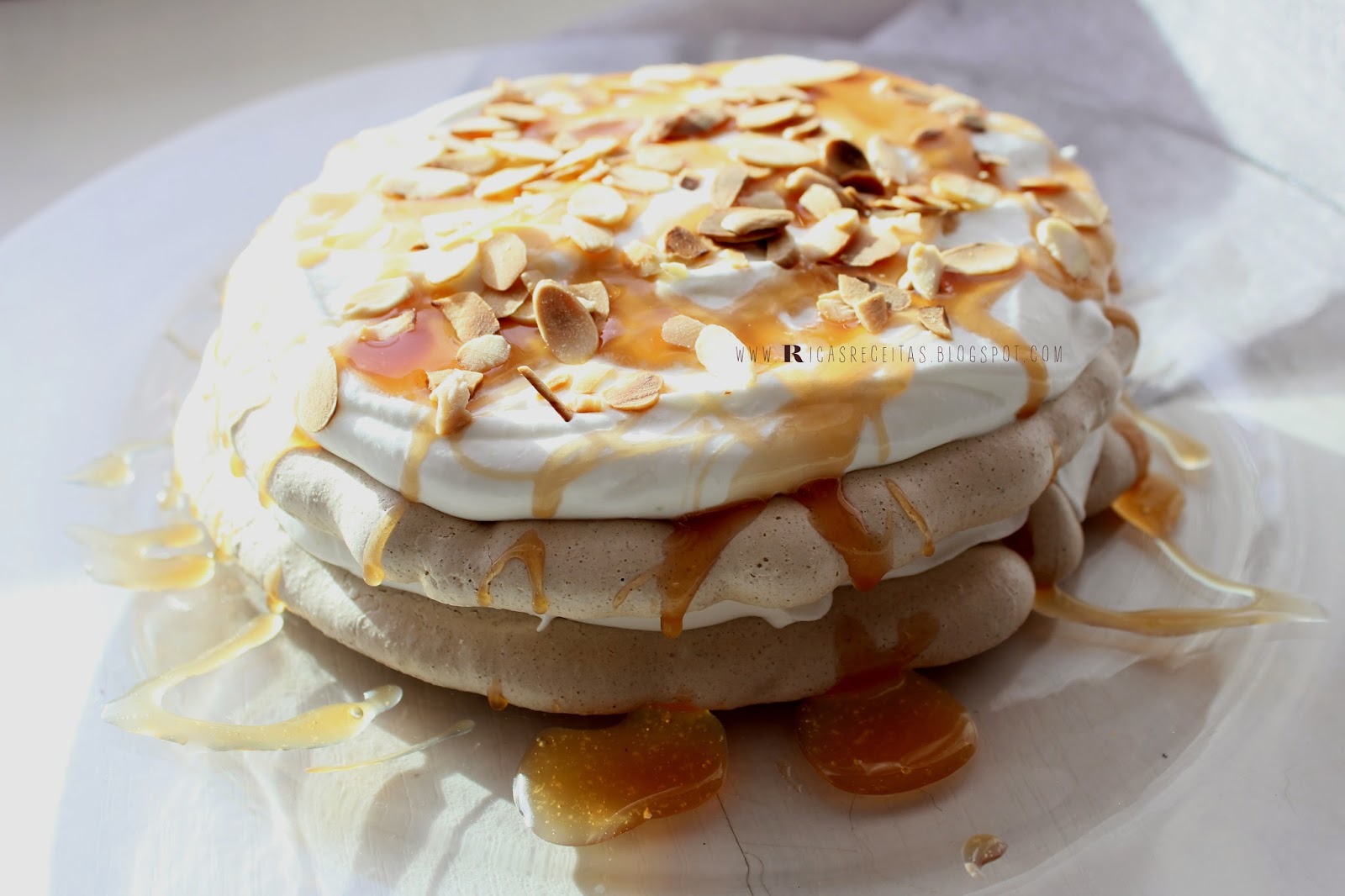 Vacherin de Chocolate e Caramelo | Caramel and Chocolate Vacherin