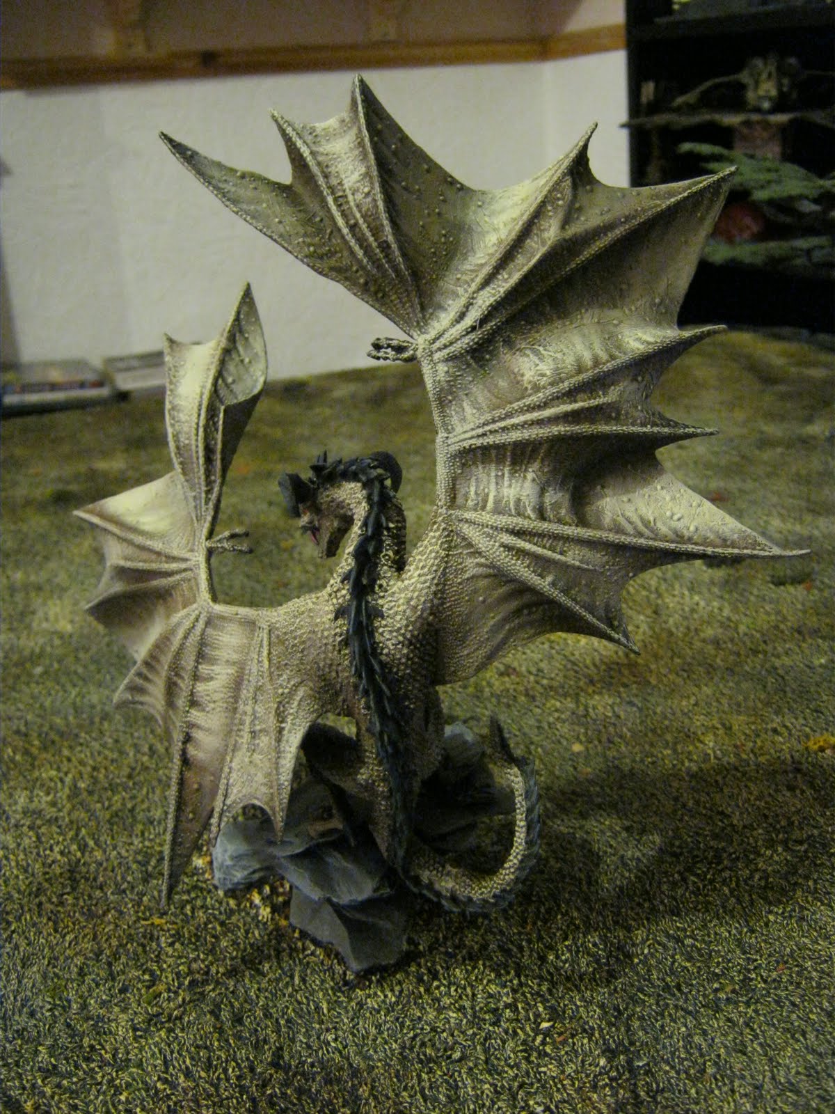 The Last Chance War: On the Painting Table: Wood Elf Dragon!