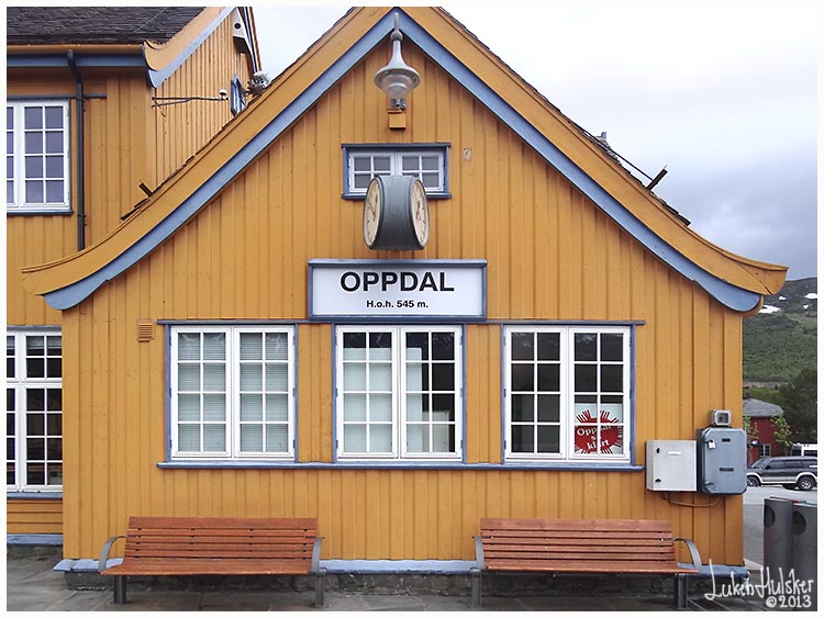 NORGE.nl: Oppdal ''stasjon klokke''