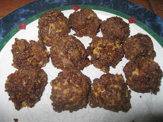 Aimee's Vegetarian Recipes: Soy Crumble "Meat"balls
