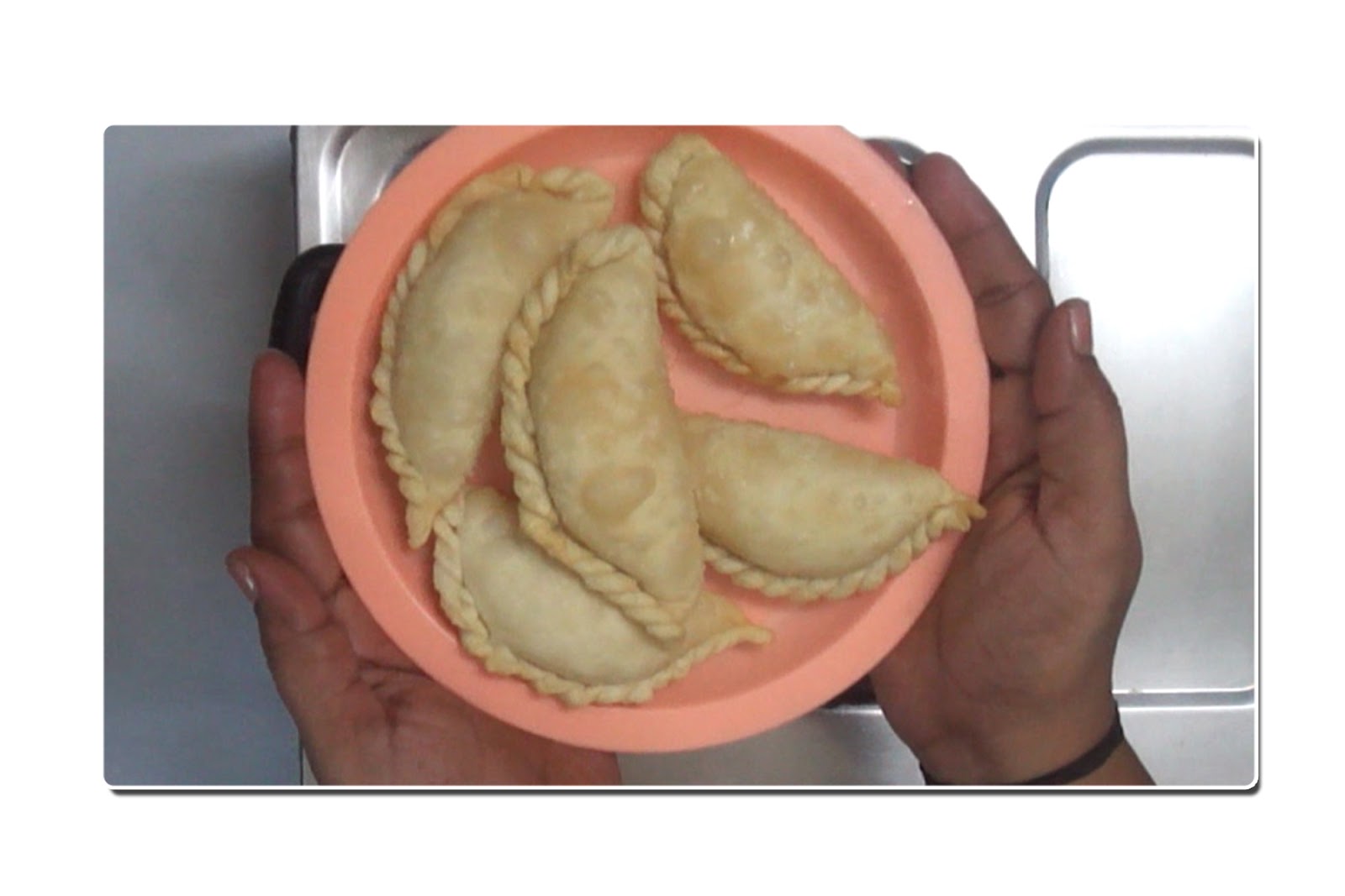 Sukku's Kitchen : PAPPULA KAJJIKAYALU (Rayalaseema Style)