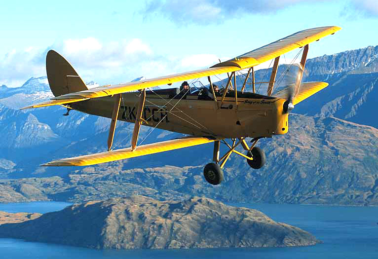 HOT RODS and JALOPIES: TOM DOW - Racing, Winning and Flying.....Part 2