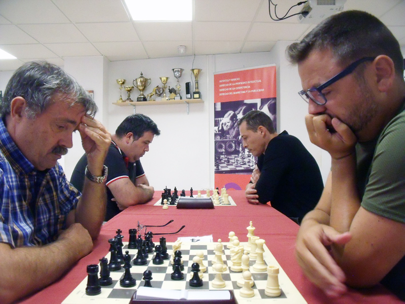 Club de Ajedrez Ateneo Pablo Iglesias - ELX: BLITZ: Igor Didenko, 9 de 9