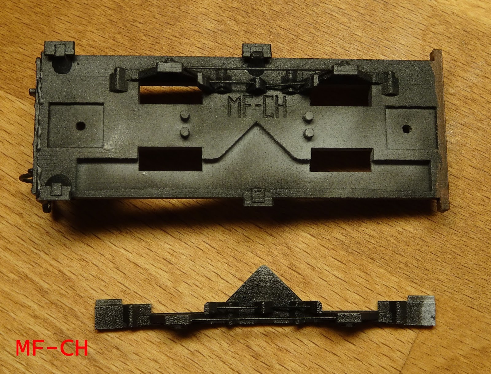 Swiss Models Factory MF-CH: Châssis articulés!