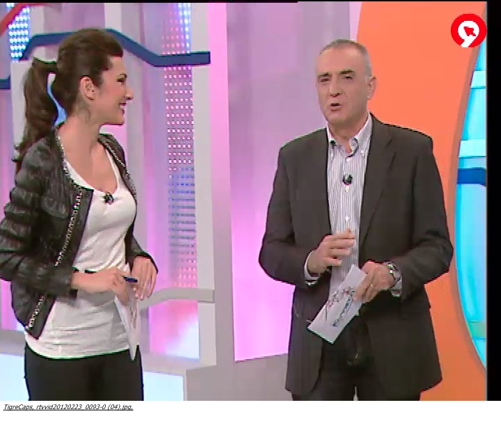 El Baúl de las Famosas: Laura Grande ''en conexio'' 23/02