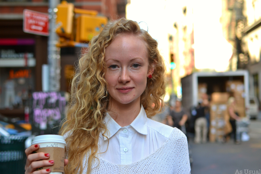 AS USUAL: #105 Anna Scott