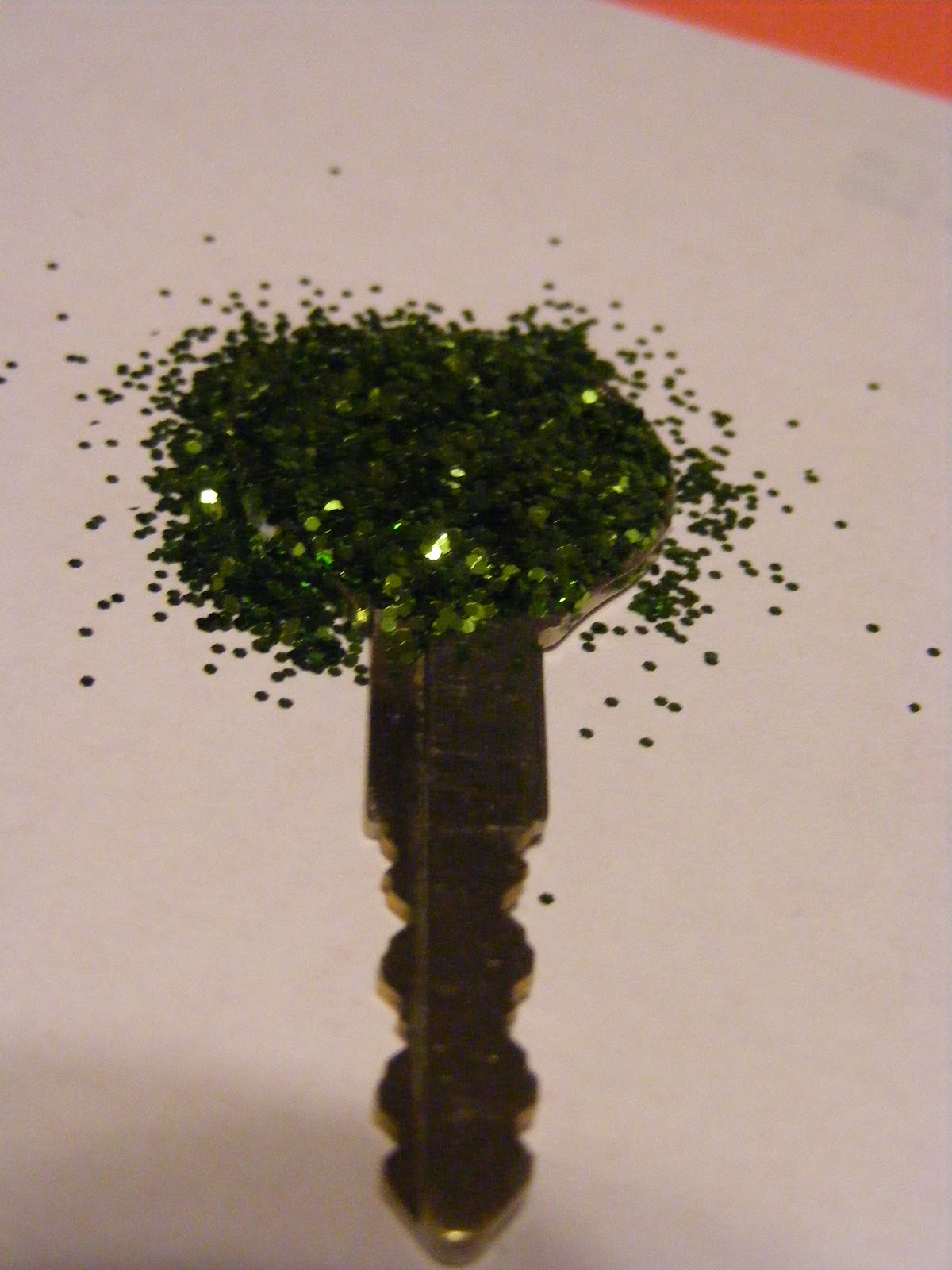 Isn't She Crafty: Shiny Key Identifier