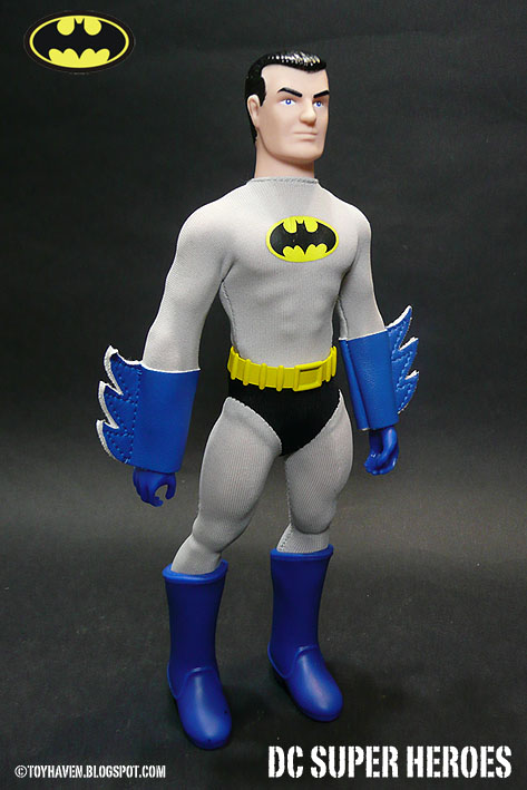 toyhaven: Mattel Retro-Action Batman 8" Figure REVIEW 1