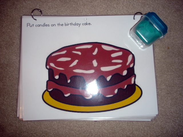 Planet of the Apels: Busy Bag Swap: Day 5 (Playdough Mats)