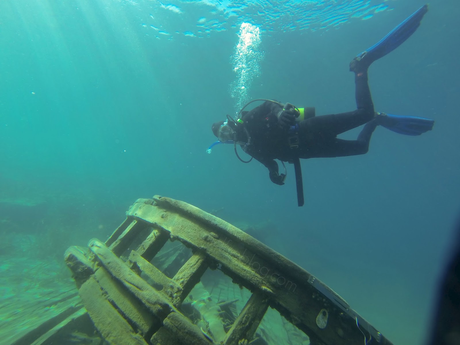 Plunging into the Deep of Fathom Five National Marine Park | To & Fro