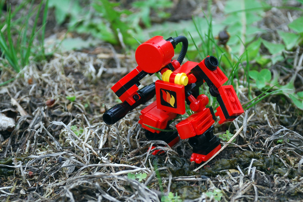 Dad by Dawn: More LEGO Mech Action