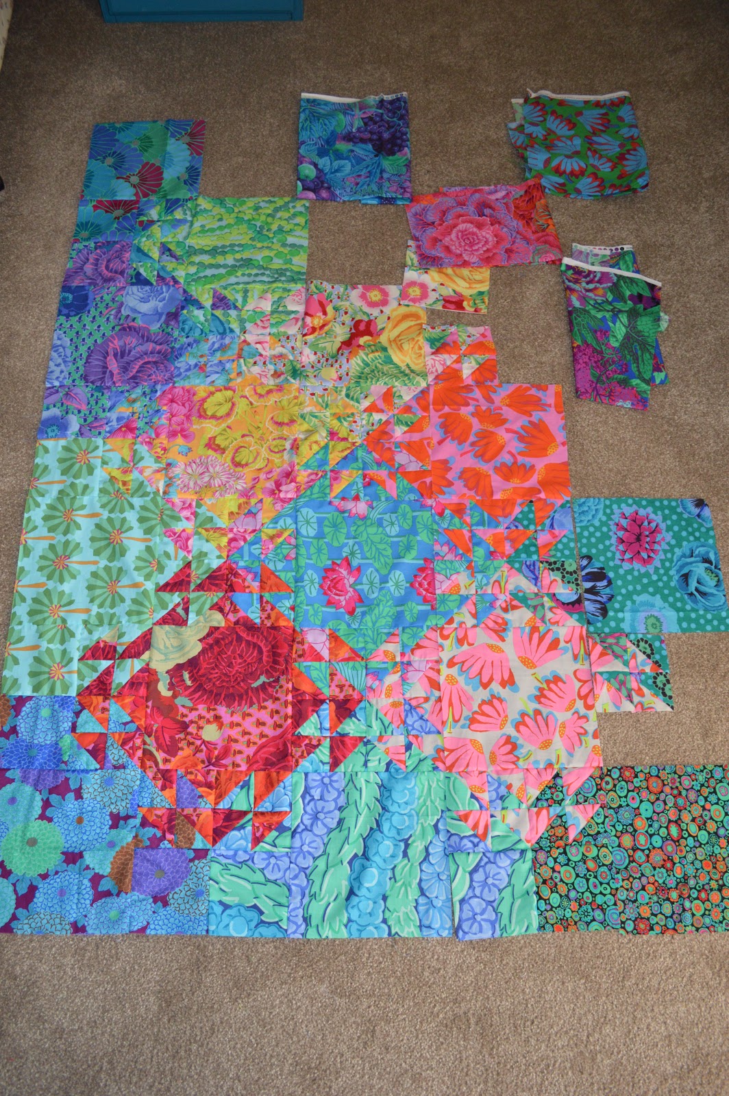 Oz Comfort Quilts. : Jenny Bowker's Shimmering Triangles.