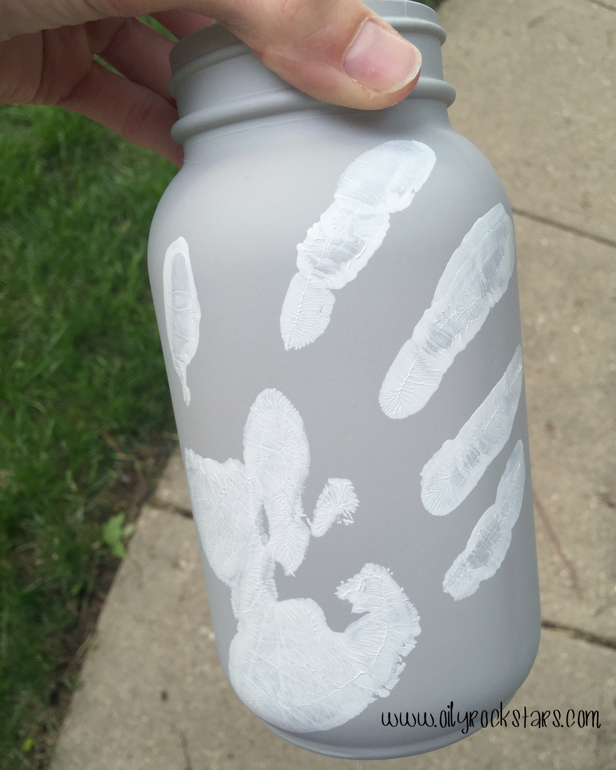 DIY Handprint Vase... Making Memories - Oily Rockstars