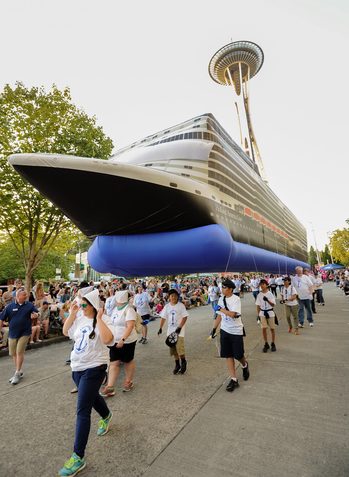 Cruise Diva: Holland America Line’s Ship Float ‘Cruises’ Through ...
