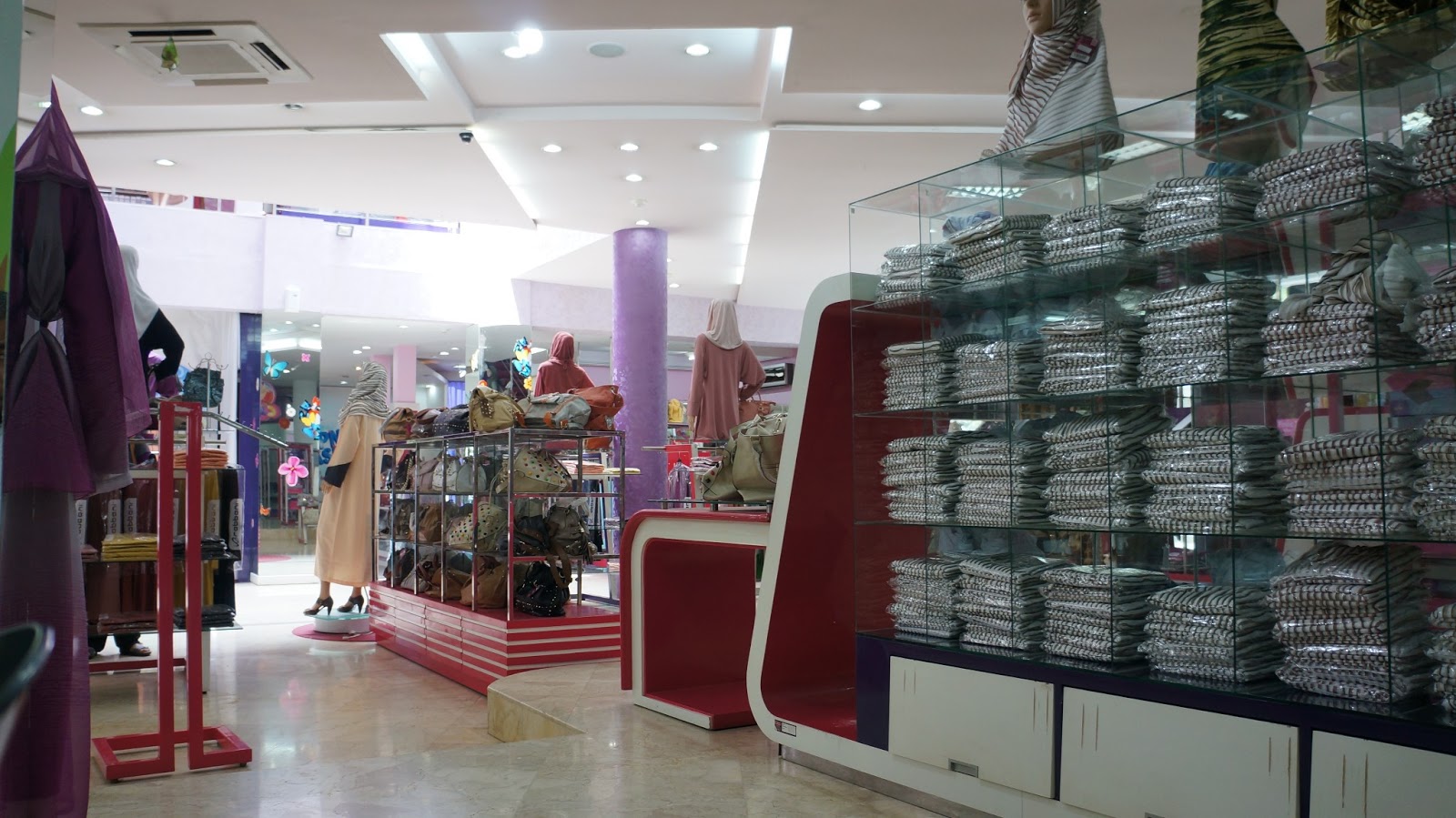 Sejauh Kaki Melangkah..: BANDUNG - Rabbani Kerudung Indonesia