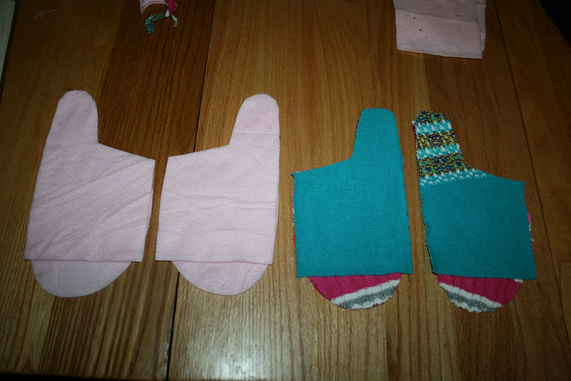 Honeybunch Boutique: Sweater Mitten Tutorial
