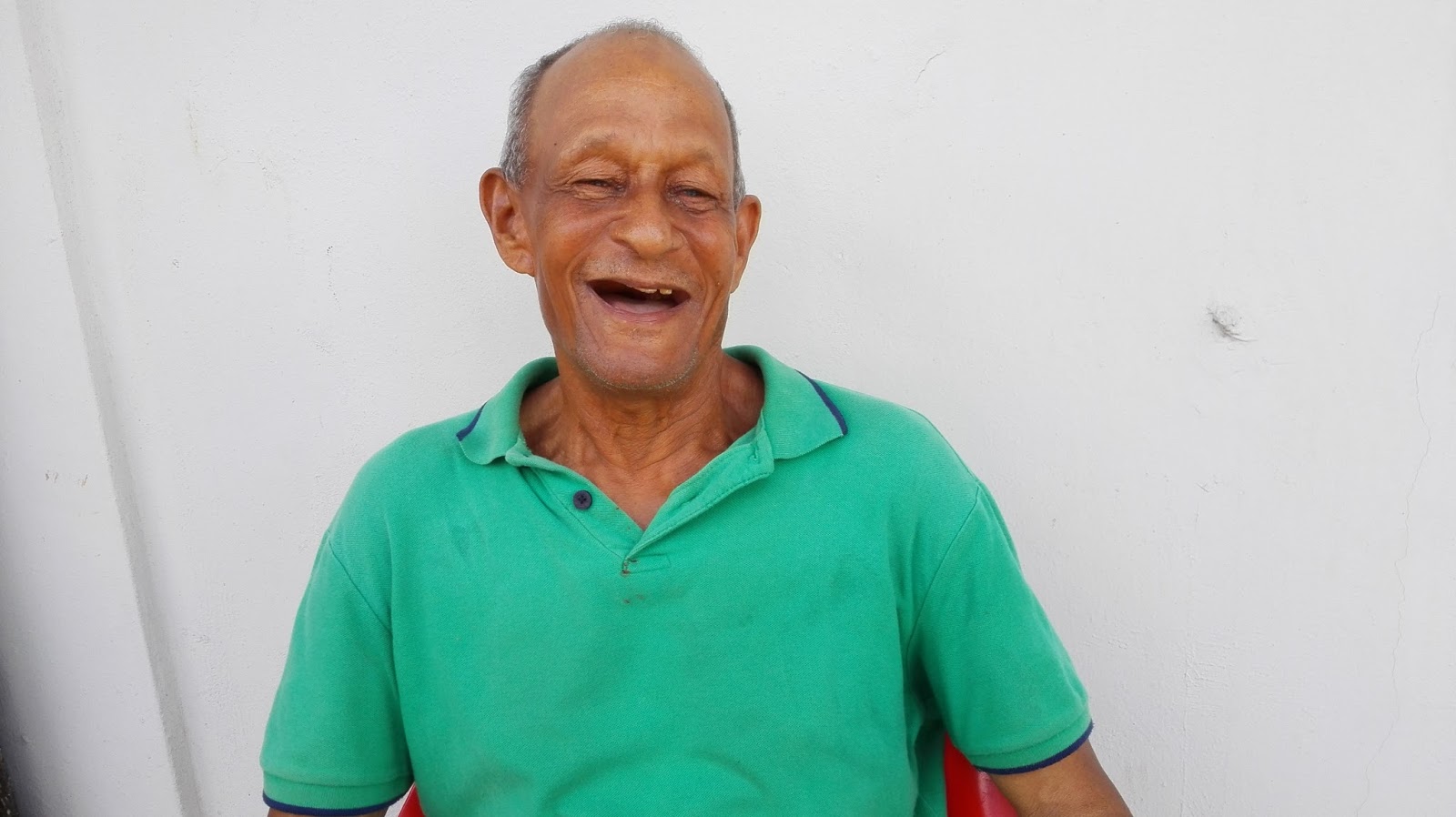 COTUIDIGITAL.COM: PERSONAJES COTUISANOS: Bobito el de los Chulitos