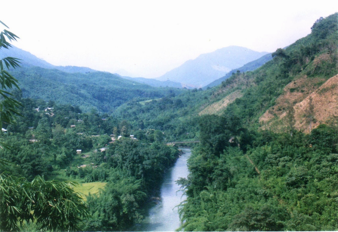 Kameshore's articles: Nungba -- destination ecotourism