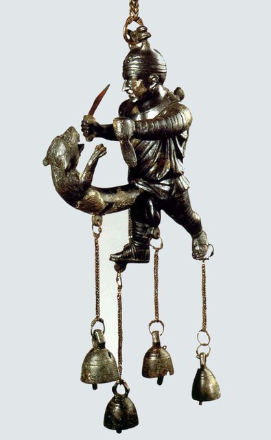 古羅馬人的幸運陽具：Tintinnabulum | Born in May