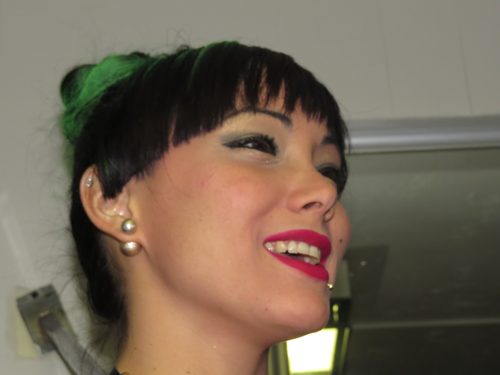 somoselespectador: DAYAMI LA MUSA DESDE LOS CAMERINOS