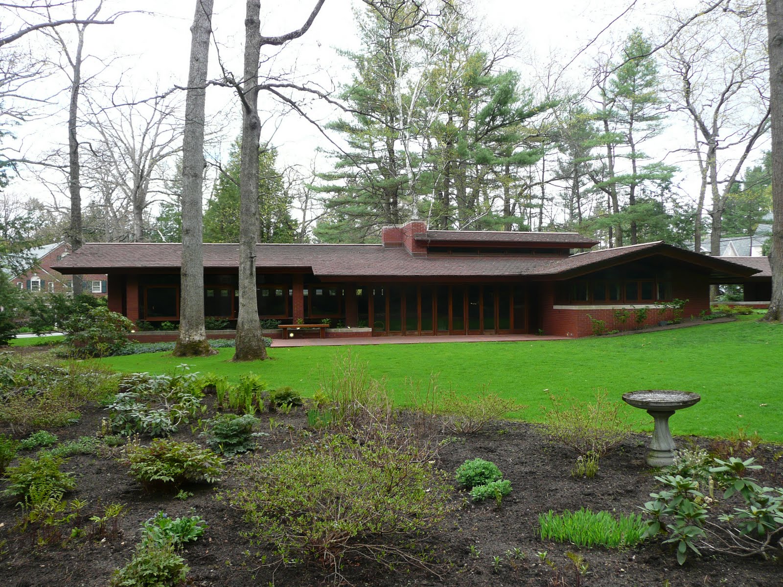 Life at 55 mph: The Zimmerman House by Frank Lloyd Wright in Manchester ...