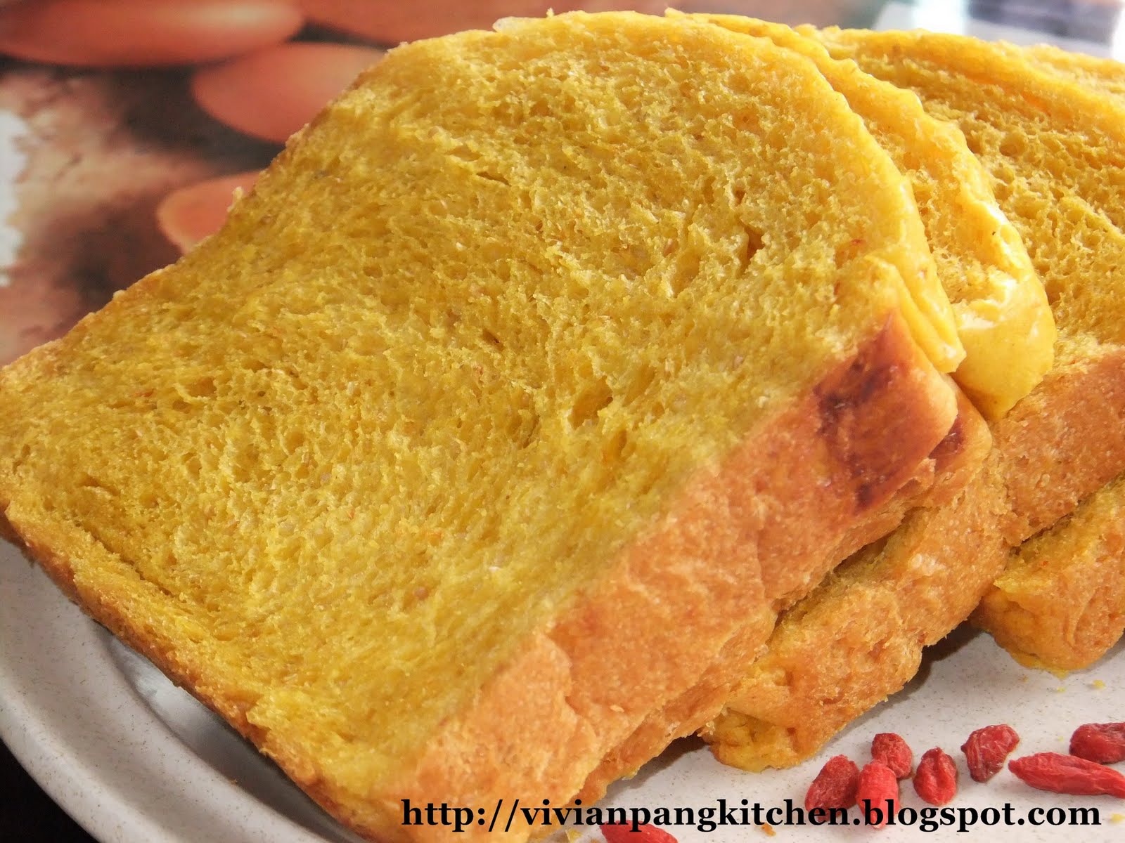 Vivian Pang Kitchen: Wolfberry (枸杞) Loaf Bread/ Water Roux Method ...