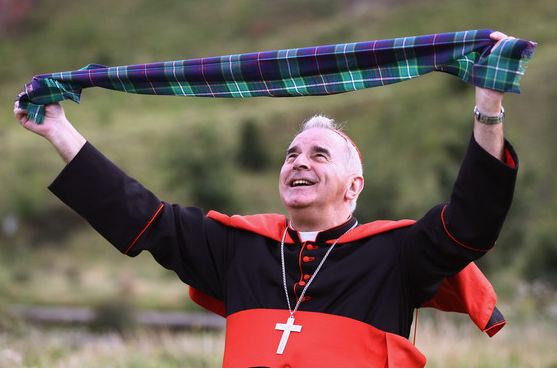 DC Barroco: Scottish Cardinal Urges Faithful to Wear Their Crosses