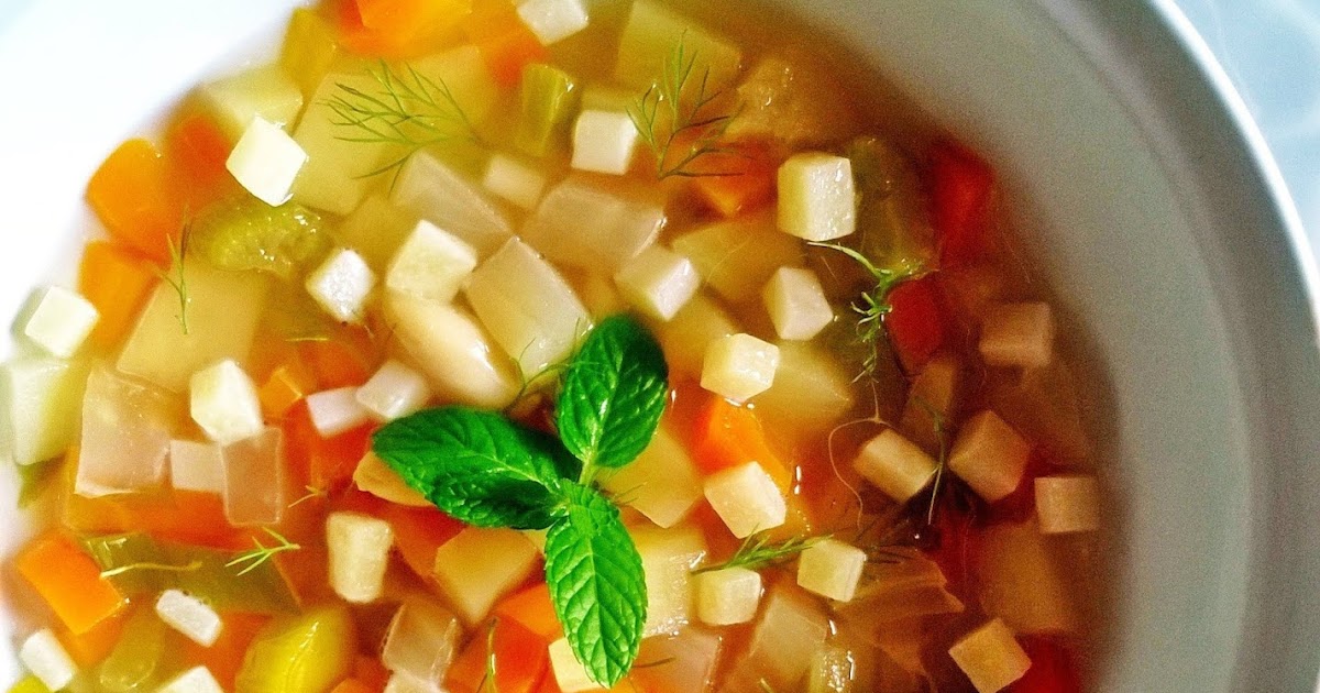 Come fare il Brodo di Verdure - Ricetta Vegetariana 🍃 | In Cucina con ...