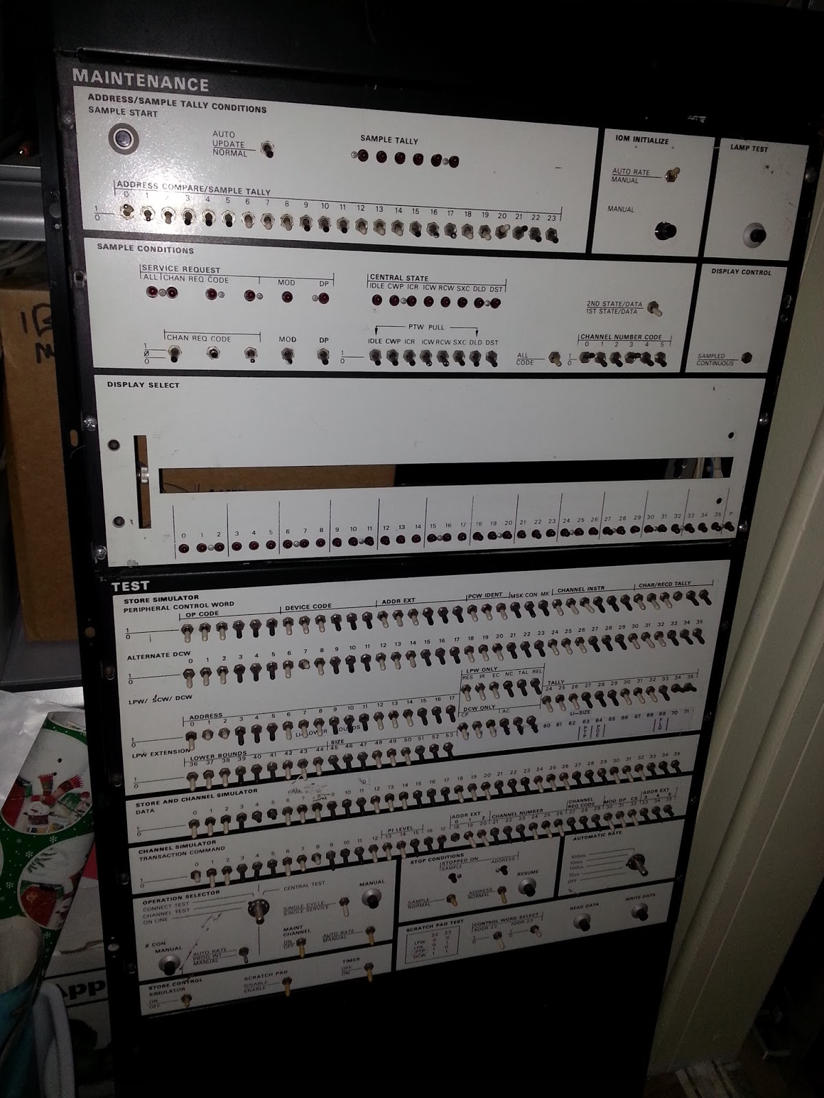 Jim's collections: Honeywell 6180 system maintenance panel.