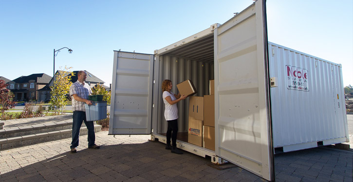 How To Load and Unload Moving Containers Safely ~ PARIS HILTON