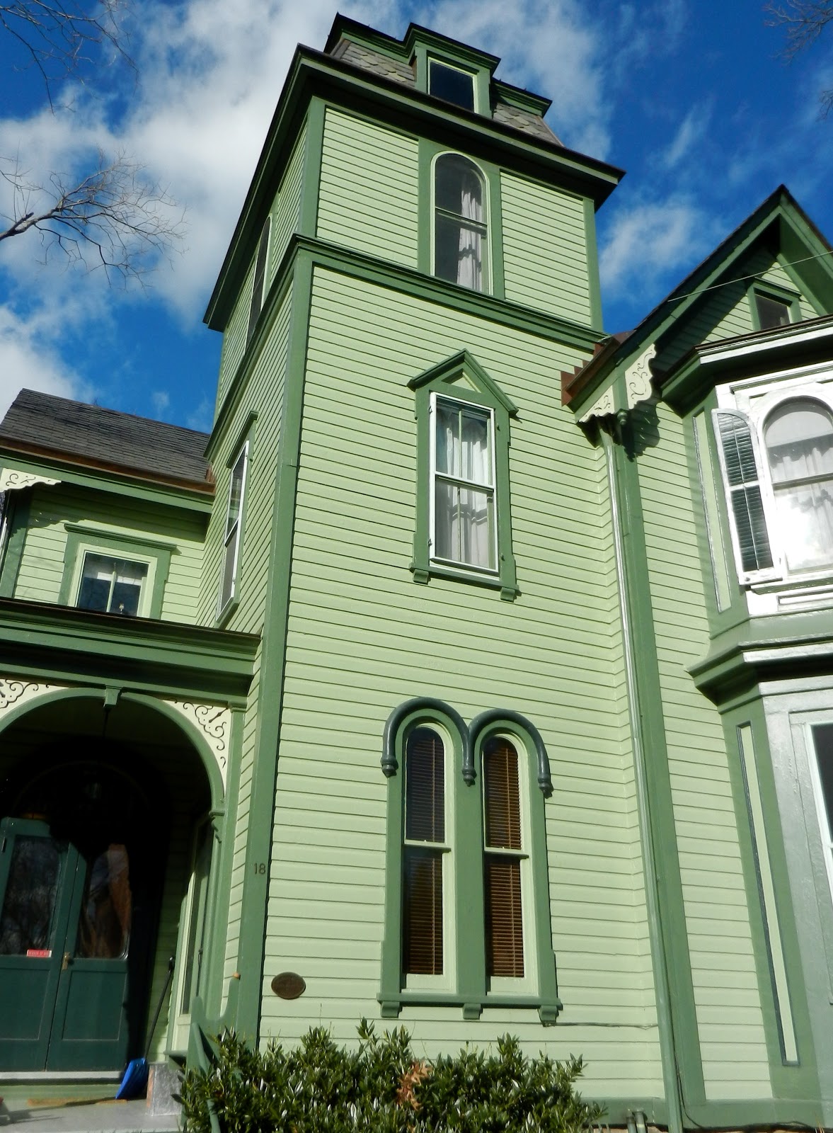 Knickerbocker Style & Design: Victorian Towers and Turrets