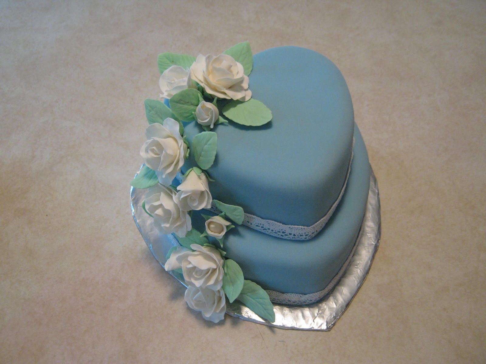 Cakes by the Sugar Cains: Simple Blue Fondant Cake with Gum Paste Roses