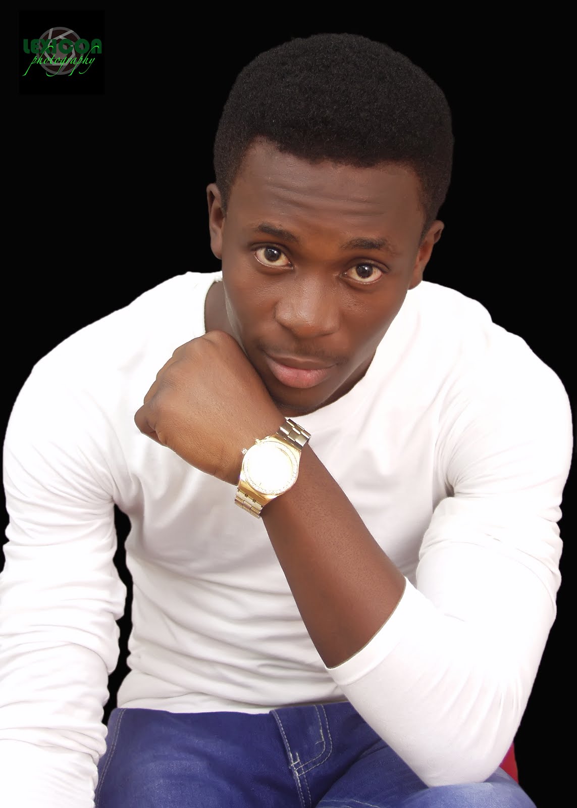 Flavour shares the most adorable photo with his two daughters ...