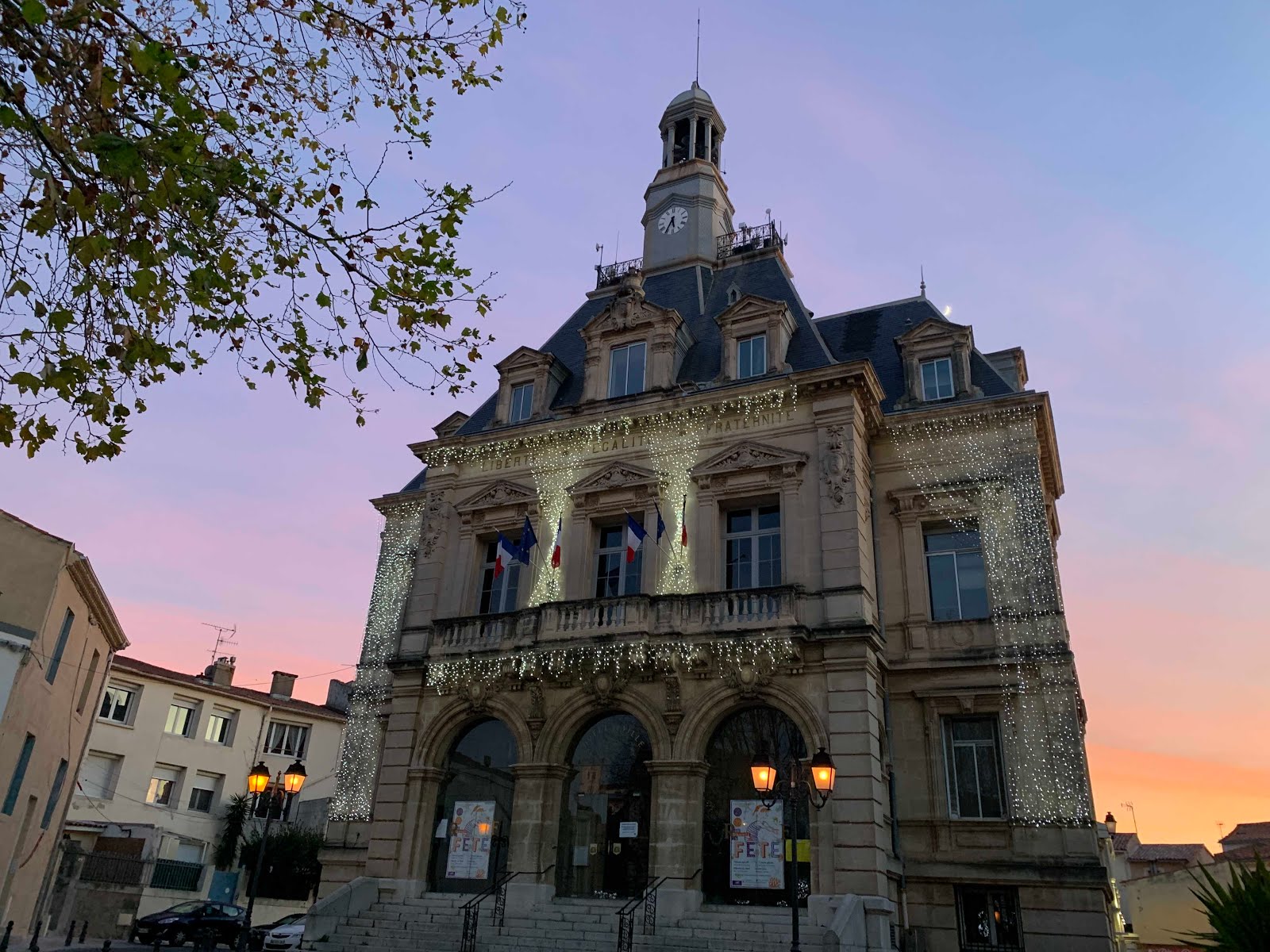Le grenier du Faucon: Frontignan en hiver 6 entre église et mairie #Herault