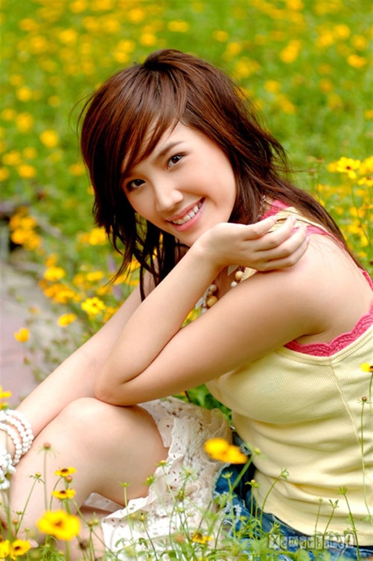 Cute Korean Models | HD Desktop Wallpaper Collections