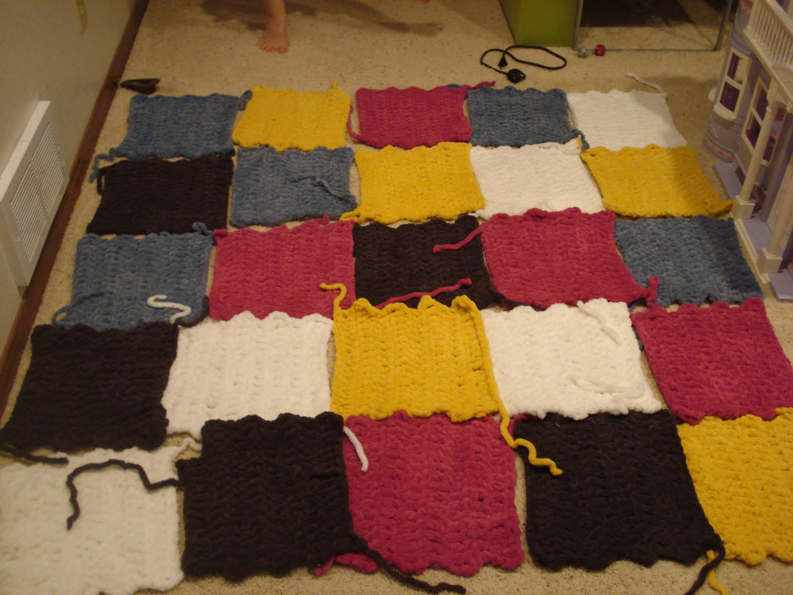 My Crochet Journal: Afghan Checkerboard Patterns with 5 Panels of 5 Colors