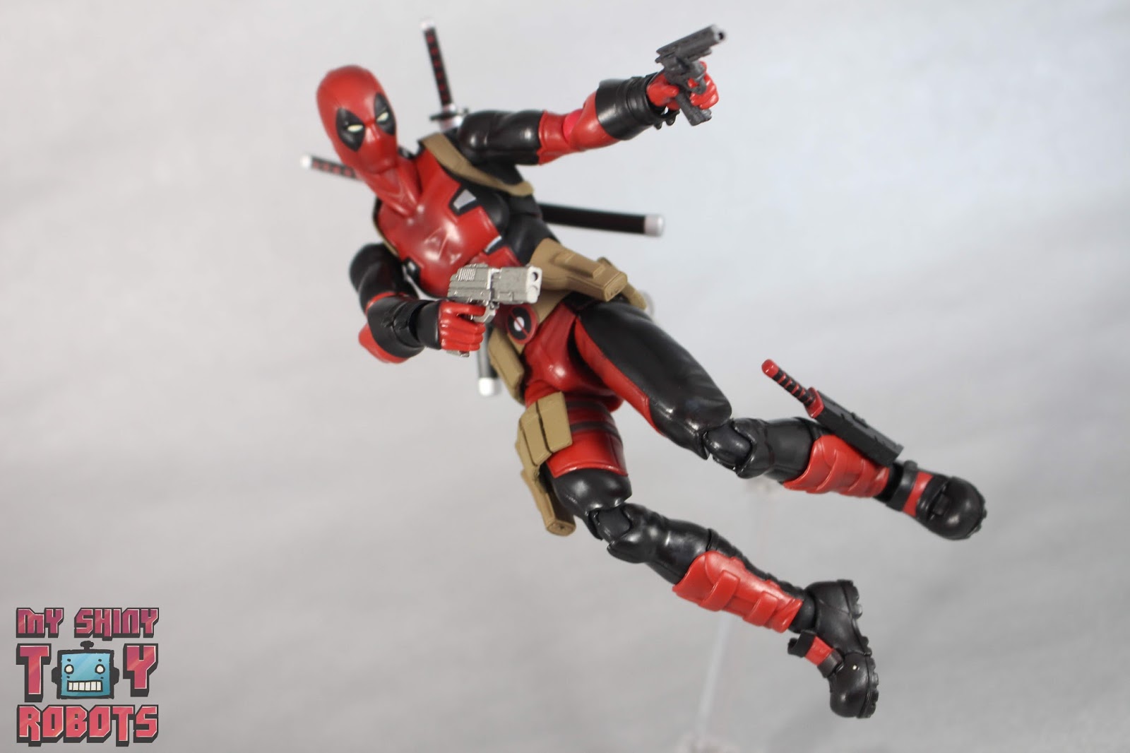 My Shiny Toy Robots: Toybox REVIEW: Figma Deadpool [DX Ver.]