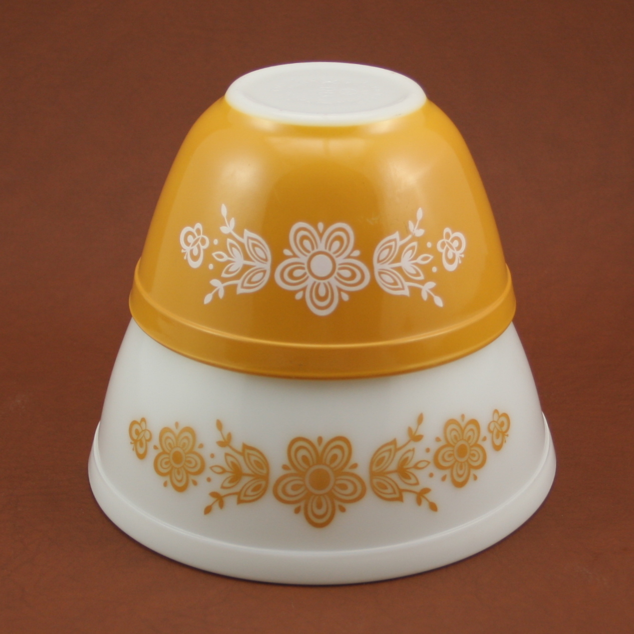 Charmings Collectibles: Vintage Pyrex