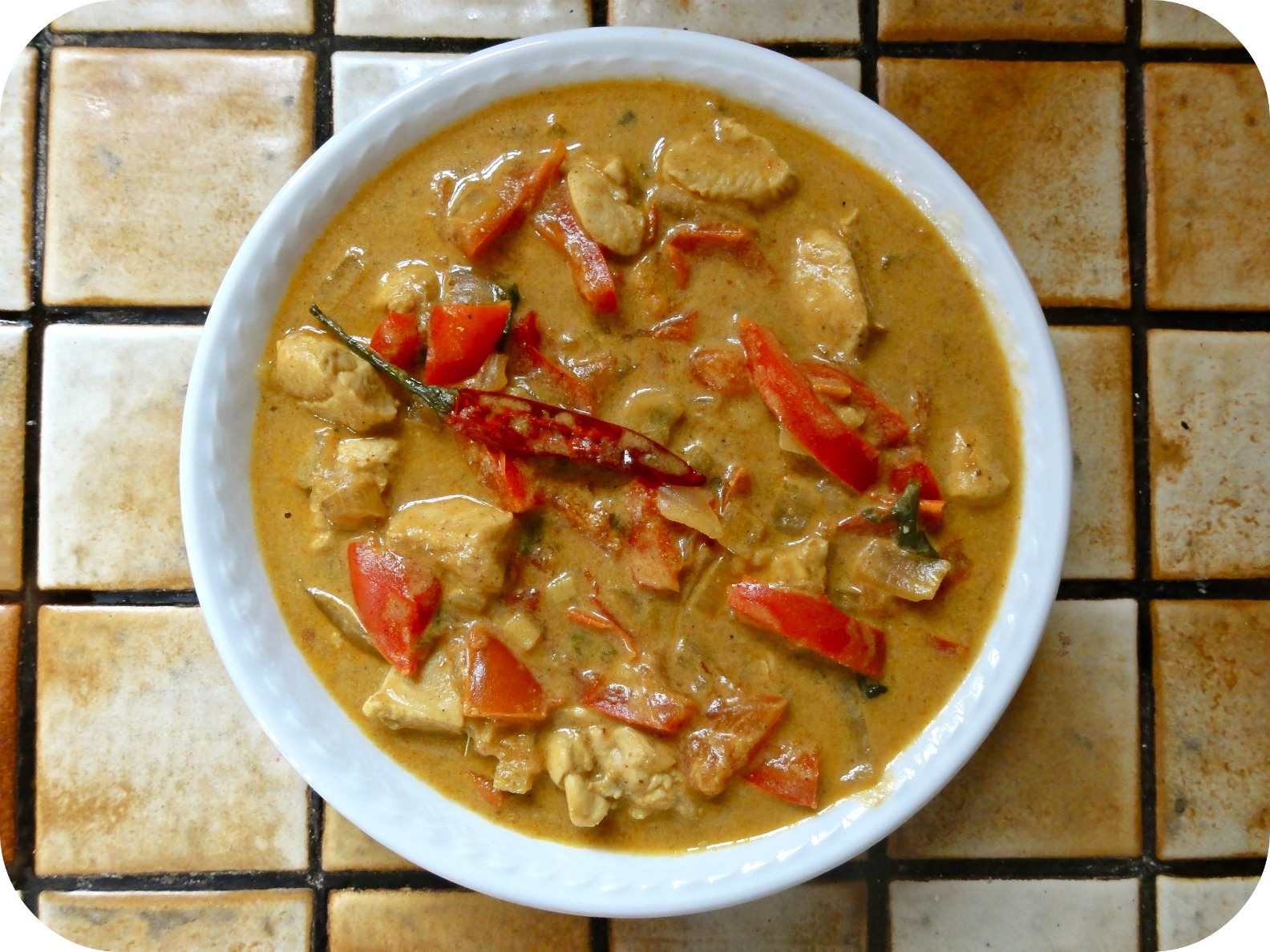 The Procrastobaker: Spicy Chicken Coconut Curry