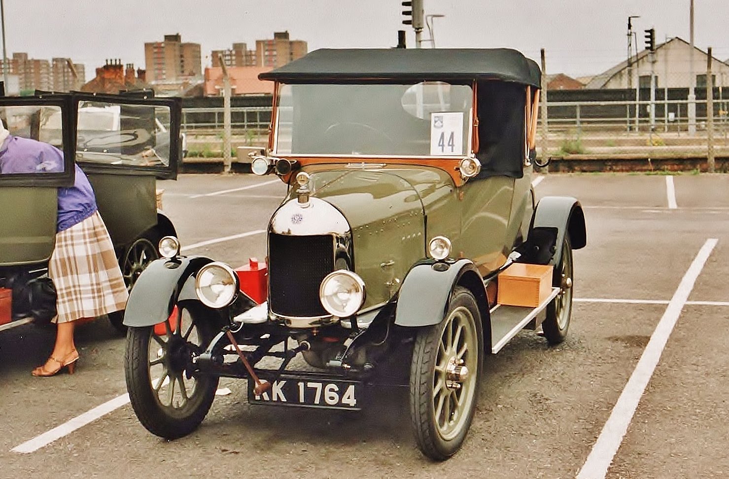 Ferraris and Other Things: Morris Cowley