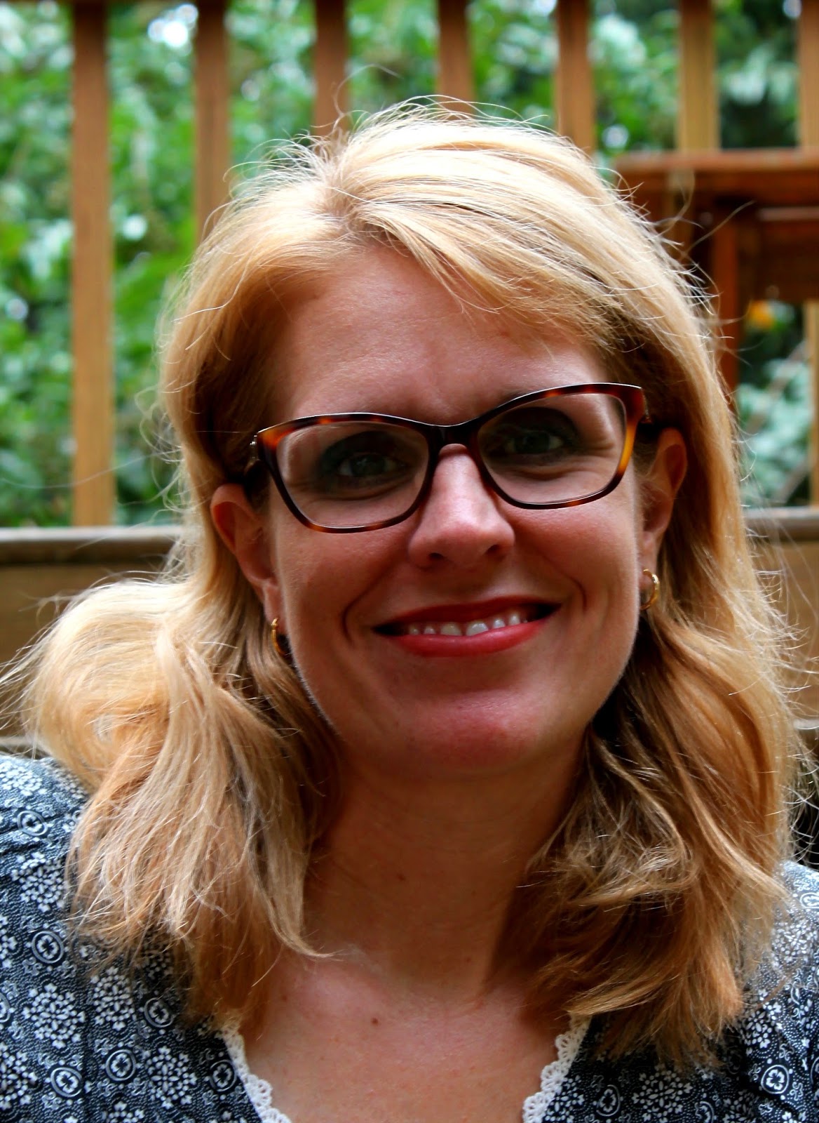 Gina's World of Good: Welcome, Author Danielle Thorne!