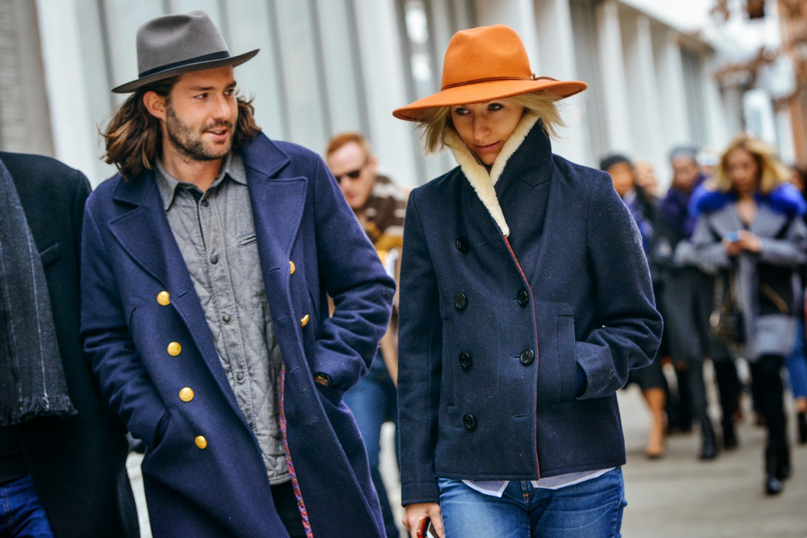 STREET STYLE INSPIRATION; HATS IN AUTUMN.-