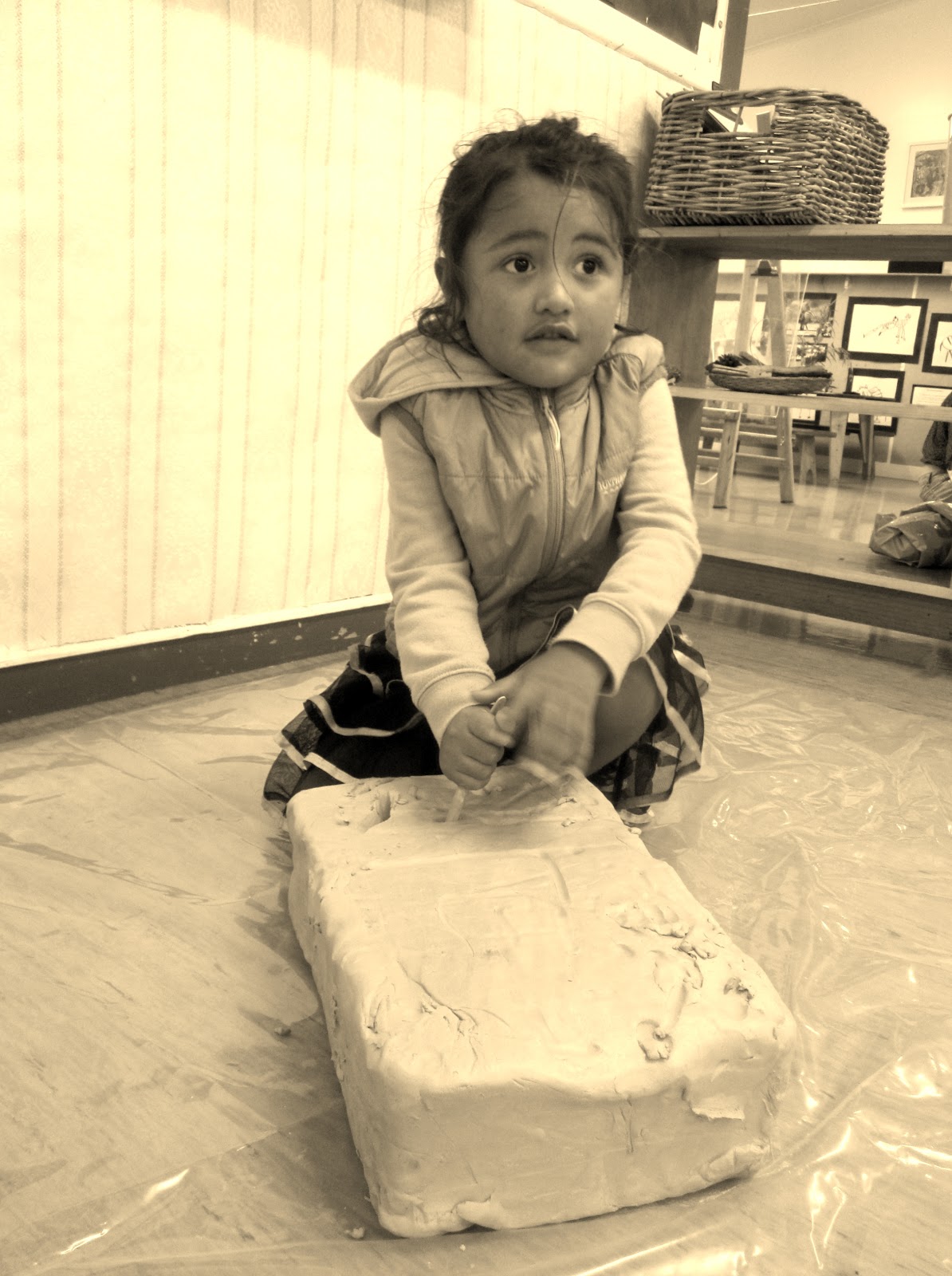 Mairtown Kindergarten: Explorations with Clay