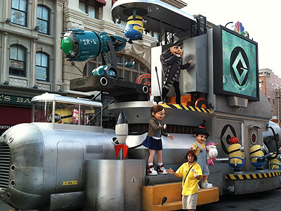 Universal Landing: Universal's Superstar Parade