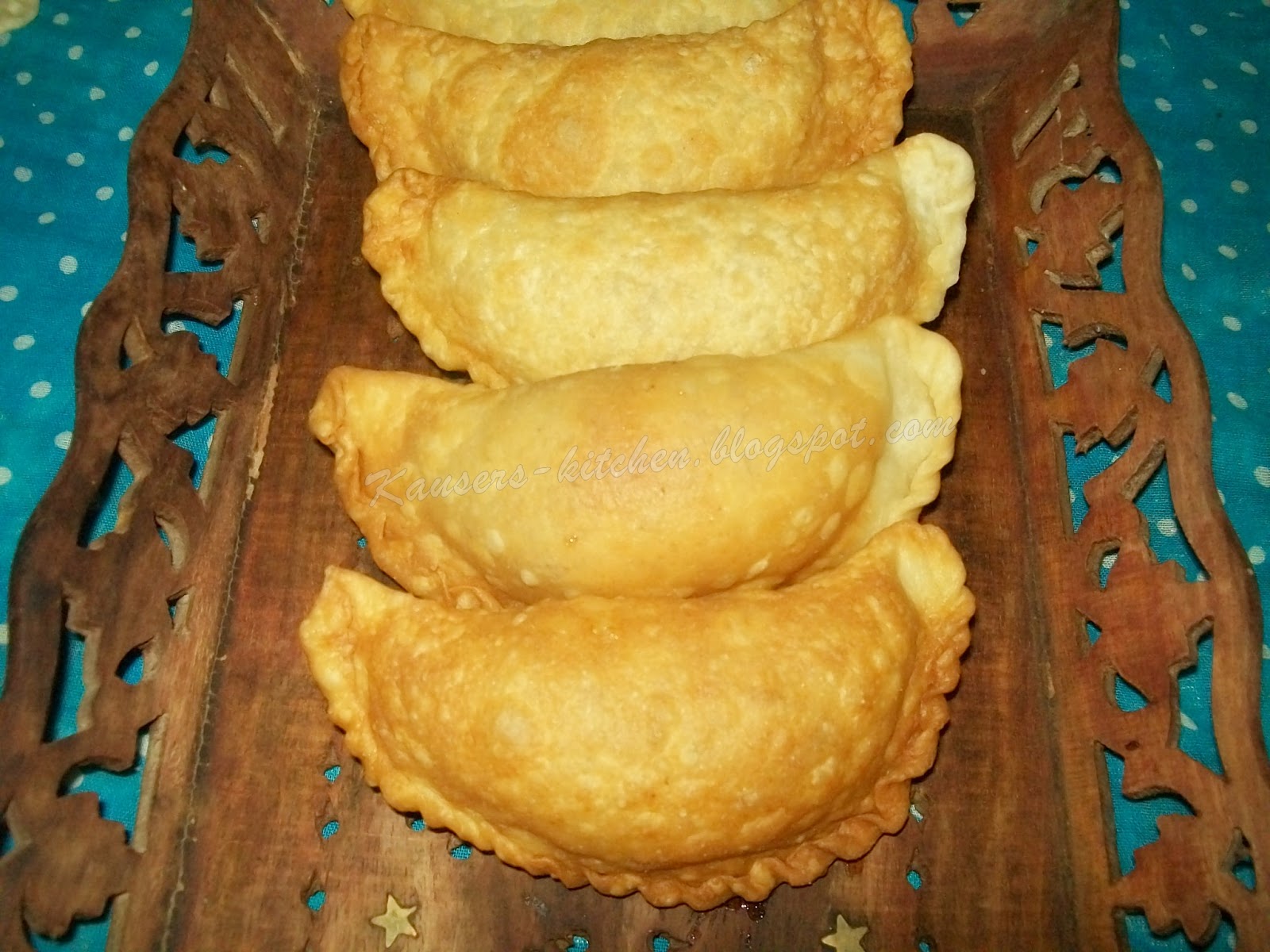 Kausers Kitchen: Chobey ki poori - coconut stuffed sweet empanadas