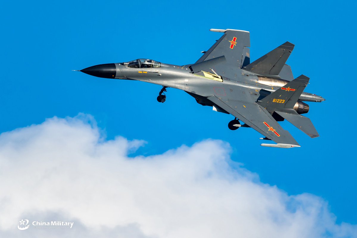 Asian Defence News: Shots of PLAAF 1st Brigade J-11B