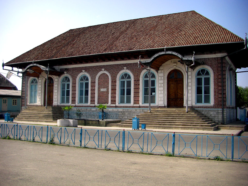 EXPLORE THE WORLD: Lankaran Azerbaijan; Image Gallery